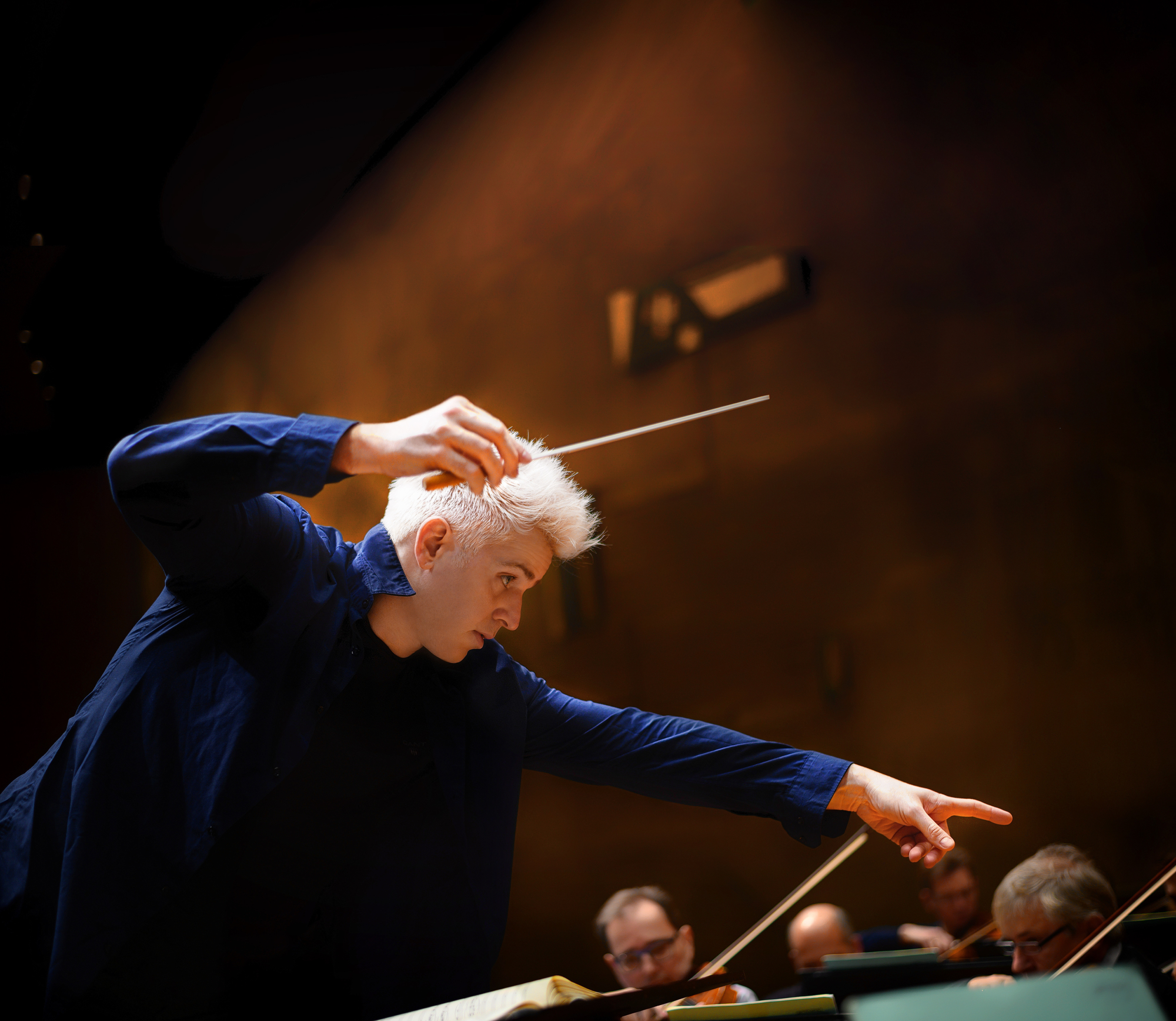 On Stage – Dan Ettinger